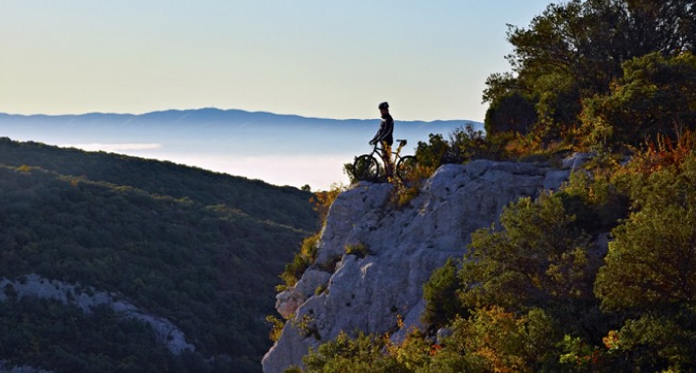 A Complete Ménerbes Travel Guide — Only Provence