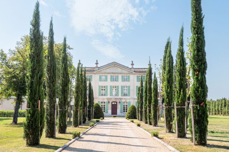 CHATEAU RHONE PROVENCE - Only Provence